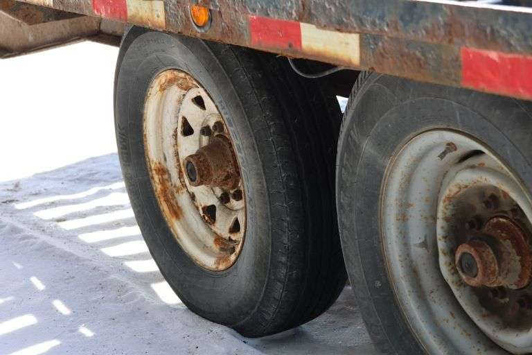 HOMEBUILT 24' TRI AXLE FLOAT TRAILER - Shackelton Auctions Inc.