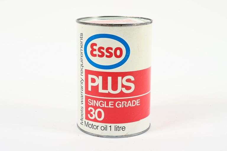 ESSO PLUS MOTOR OIL LITRE FIBRE CAN - Shackelton Auctions Inc.