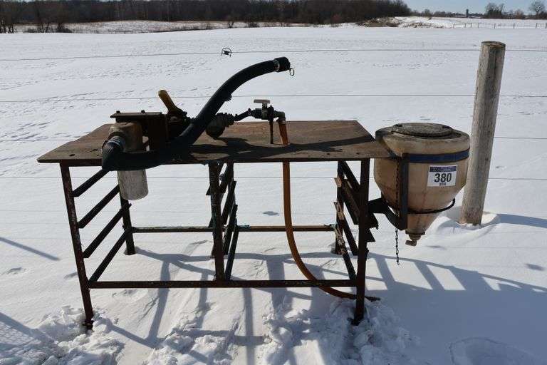 SPRAYER TABLE - Shackelton Auctions Inc.