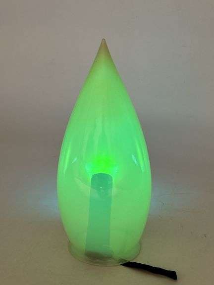 URANIUM GLASS TORPEDO GLASS LAMP SHADE - Shackelton Auctions Inc.