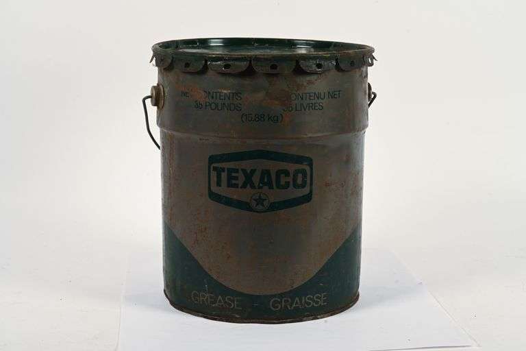 TEXACO GREASE 35 POUND PAIL - Shackelton Auctions Inc.