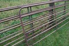 3 DIAMOND BAR GATES - Shackelton Auctions Inc.