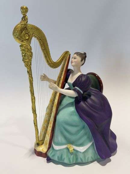 ROYAL DOULTON "HARP" HN 2482 - Shackelton Auctions Inc.