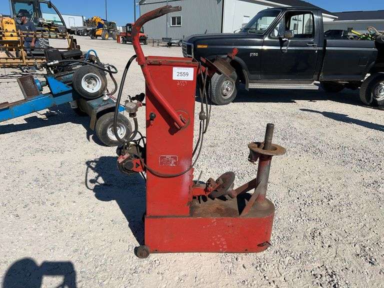 MAY TIRE-MATIC AIR-ELECTRIC TIRE CHANGER - Shackelton Auctions Inc.