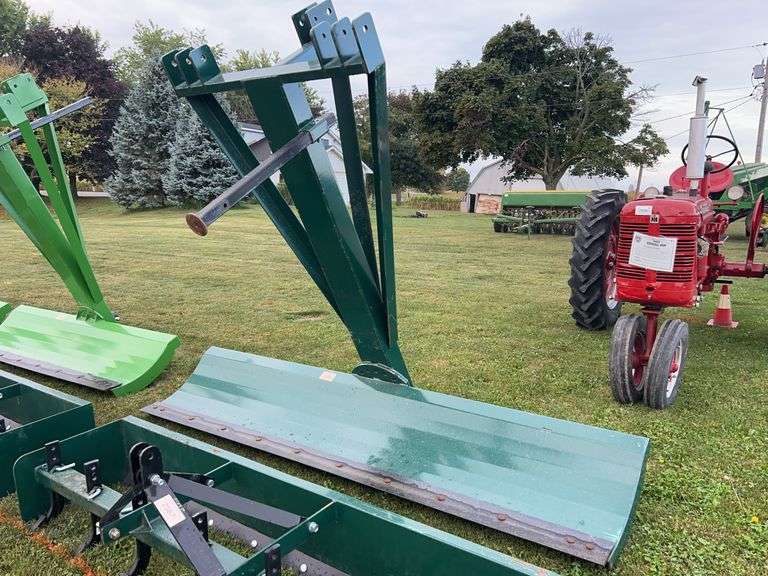 HEAVY DUTY 10' 3PTH BLADE - Shackelton Auctions Inc.