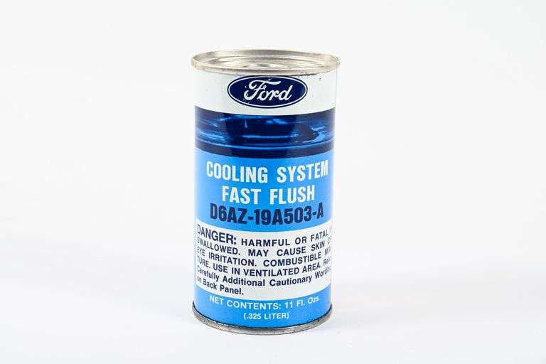 FORD COOLING SYSTEM FAST FLUSH 11 0Z CAN - Shackelton Auctions Inc.