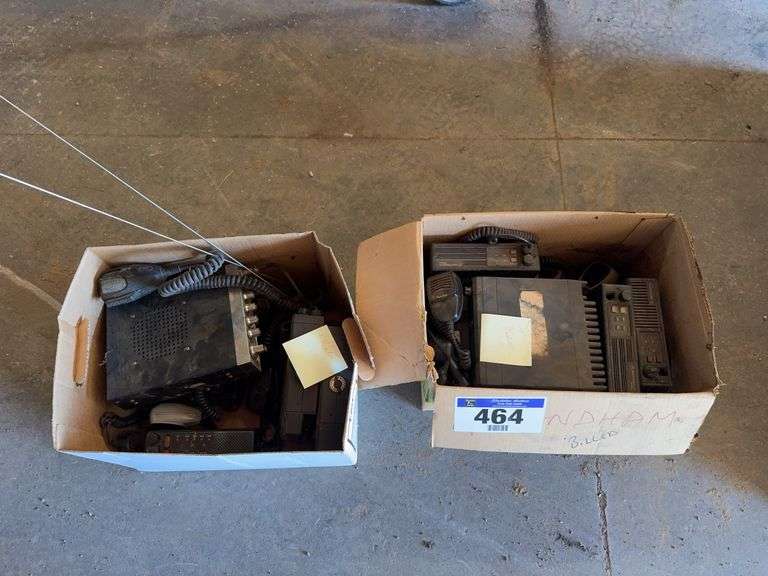 12 - 2 WAY RADIOS & 1 CAB RADIO - Shackelton Auctions Inc.