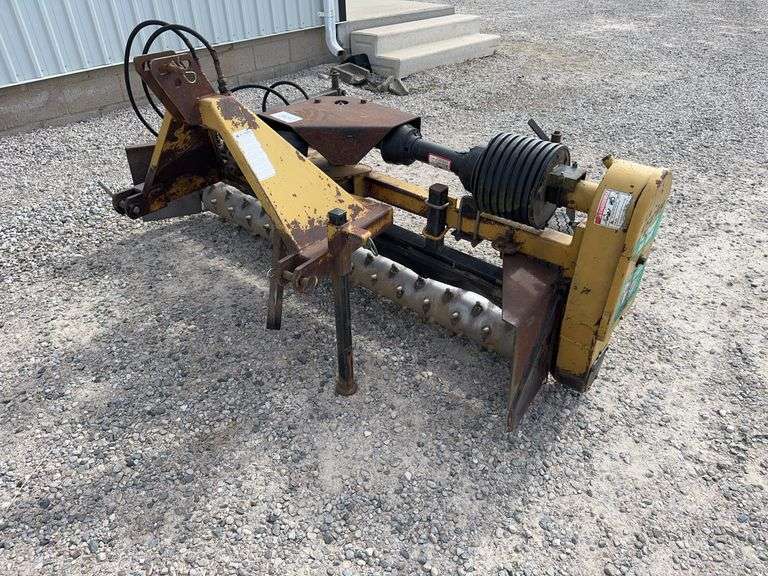 GLENMAC HARLEY T6 POWER BOX RAKE - Shackelton Auctions Inc.