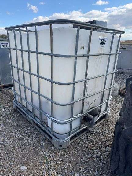 POLY CAGE TOTE - Shackelton Auctions Inc.