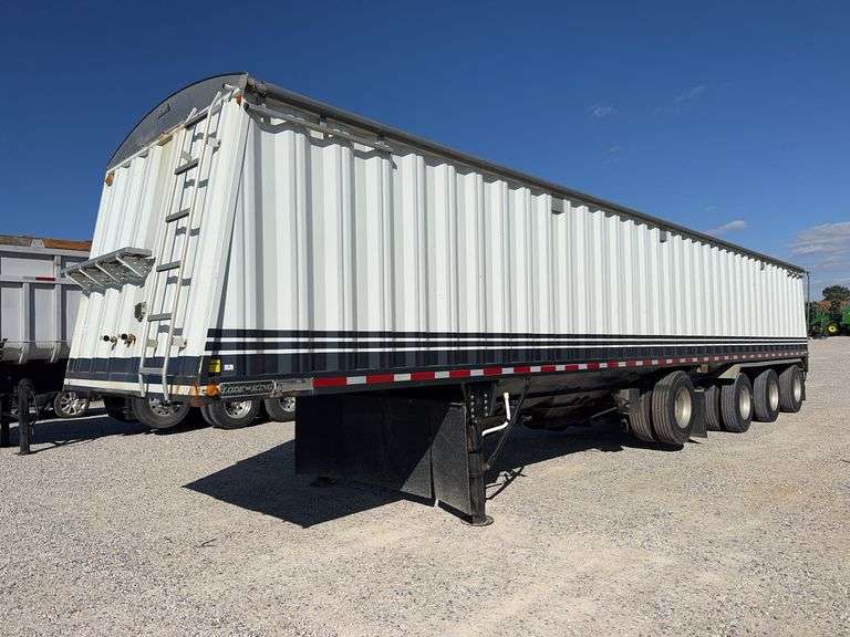 2009 LOAD KING HOPPER TRAILER - Shackelton Auctions Inc.