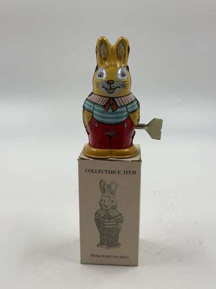 TIN WIND-UP RABBIT - Shackelton Auctions Inc.