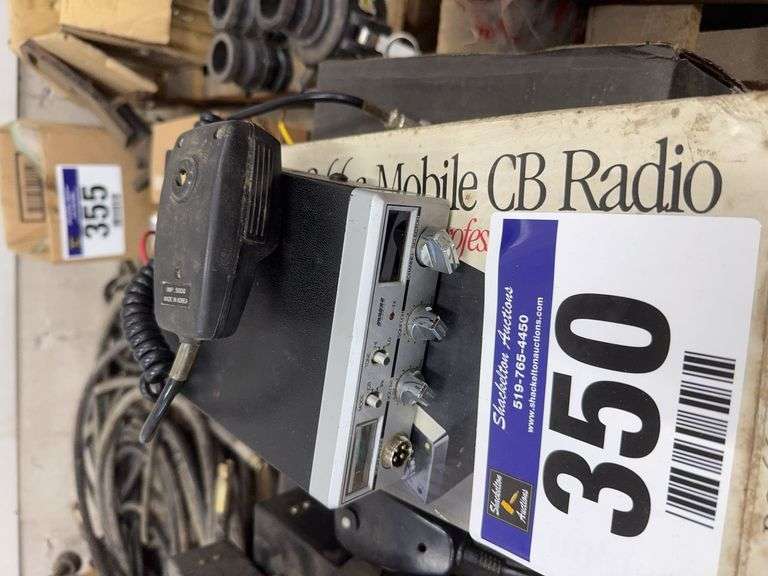UNIDEN PC-66A CB RADIO - Shackelton Auctions Inc.