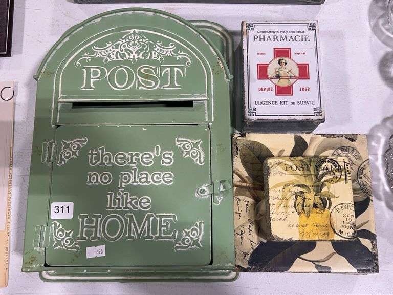 METAL POST BOX DECOR, TIN AND WALL PLAQUES - Shackelton Auctions Inc.
