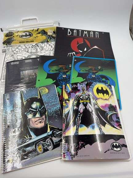 BATMAN NOTE BOOKS, COLOURING BOOKS AND BAGS - Shackelton Auctions Inc.
