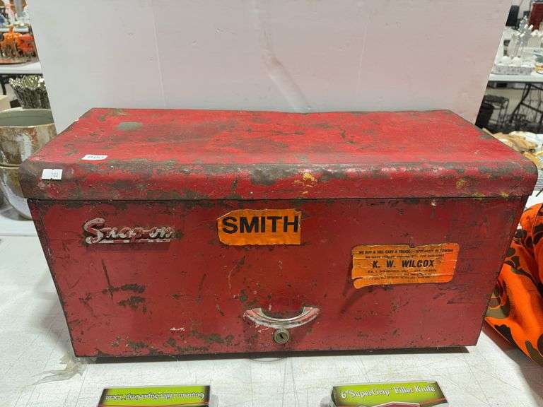 SNAP-ON TOOL BOX WITH CONTENTS - Shackelton Auctions Inc.