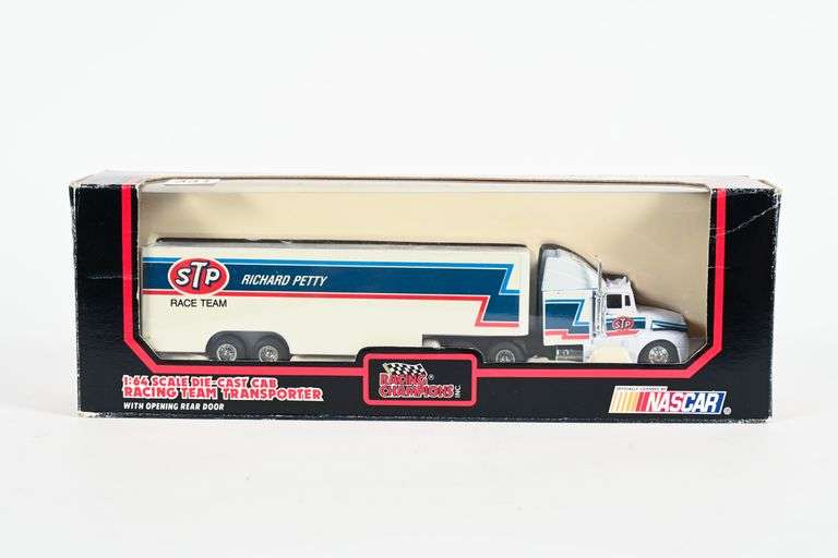 RACING CHAMPIONS RICHARD PETTY RACING TEAM TRANSPORTER 1/64 ...