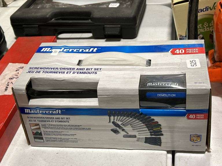 MASTERCRAFT 40PC SCREWDRIVER SET - Shackelton Auctions Inc.