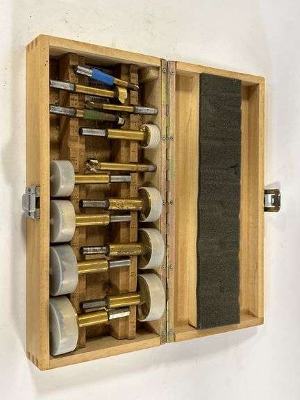 MASTERCRAFT ROUTER BIT SET - NOT COMPLETE - Shackelton Auctions Inc.