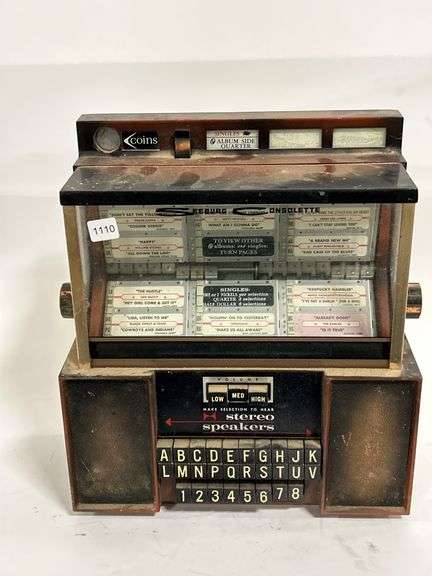 SEEBURG SELECT COIN OPERATED TABLE TOP JUKEBOX - Shackelton Auctions Inc.