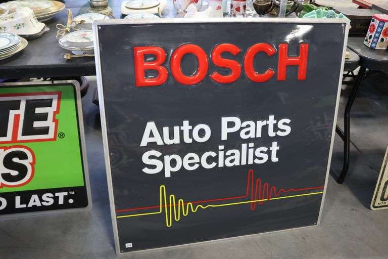 BOSCH AUTO PARTS SPECIALIST ALUMINUM SIGN - Shackelton Auctions Inc.
