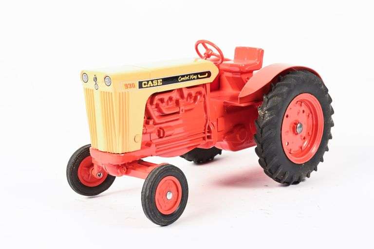 CASE 930 COMFORT KING TRACTOR - Shackelton Auctions Inc.