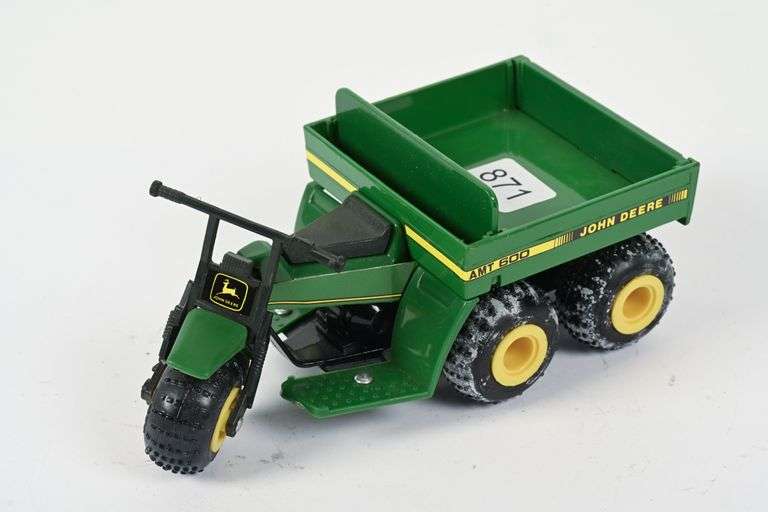 JOHN DEERE AMT 600 ATV - Shackelton Auctions Inc.