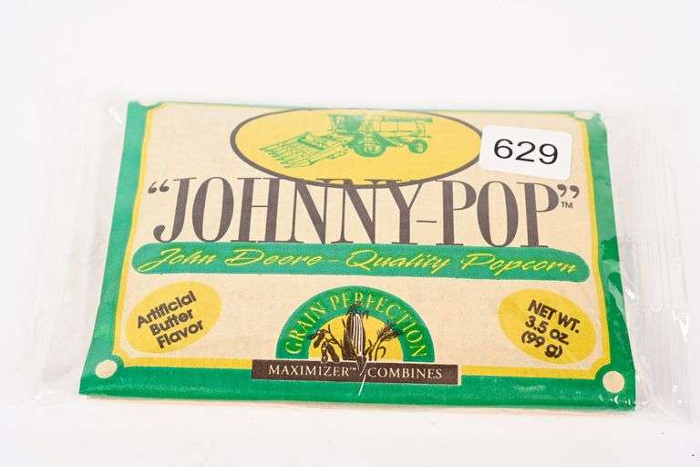 JOHN DEERE "JOHNNY POP" POPCORN - Shackelton Auctions Inc.