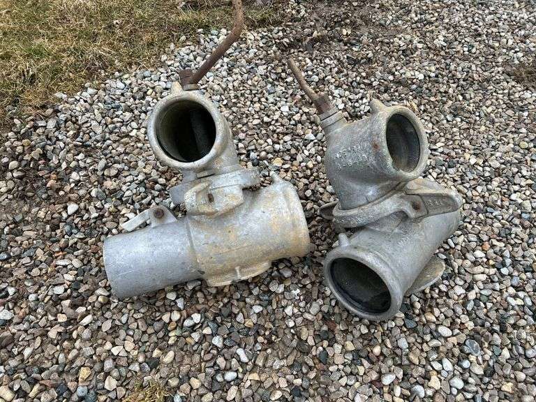 2 WADE RAIN VALVES - Shackelton Auctions Inc.