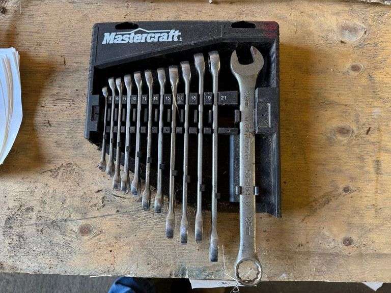 MASTERCRAFT COMBINATION WRENCHES - 8MM TO 22MM - Shackelton Auctions Inc.