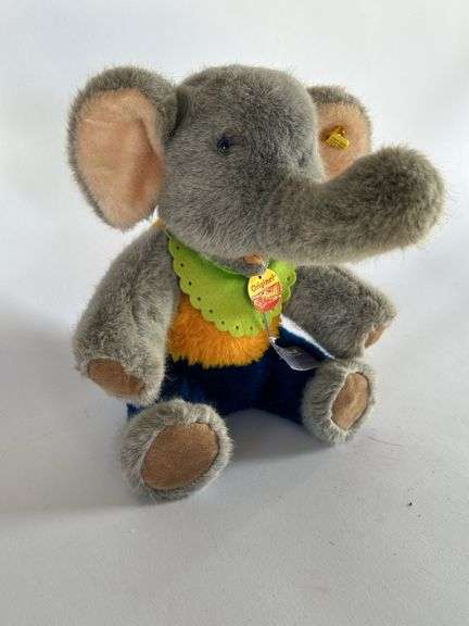 ORIGINAL STEIFF ELEPHANT - Shackelton Auctions Inc.
