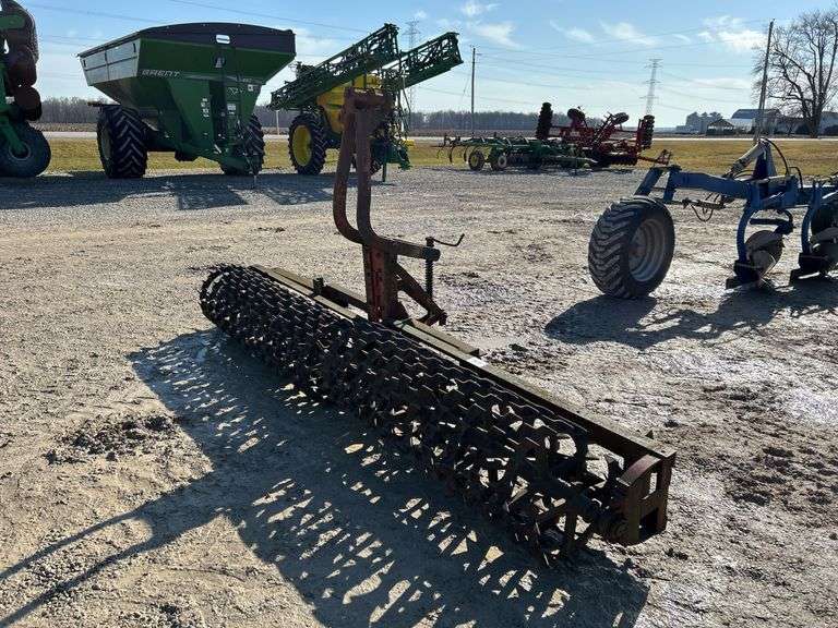 12' CROW FOOT PACKER - Shackelton Auctions Inc.