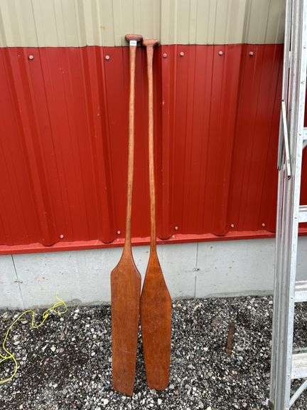 2 PADDLES - Shackelton Auctions Inc.