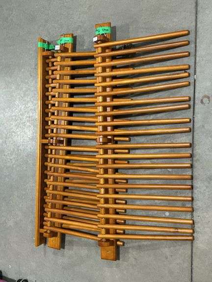 3 WALL DRYING RACKS - Shackelton Auctions Inc.