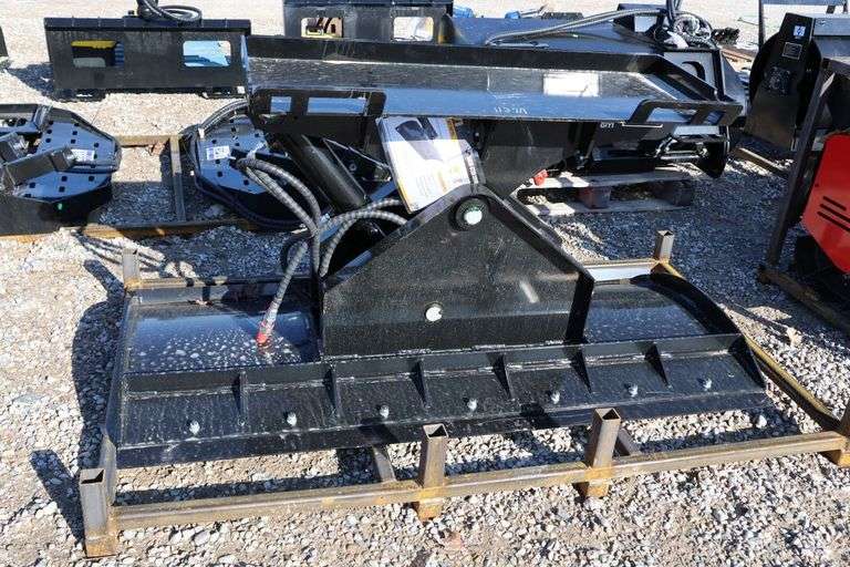 2025 UNUSED GIYI GY-SV70 SNOW PLOW - Shackelton Auctions Inc.