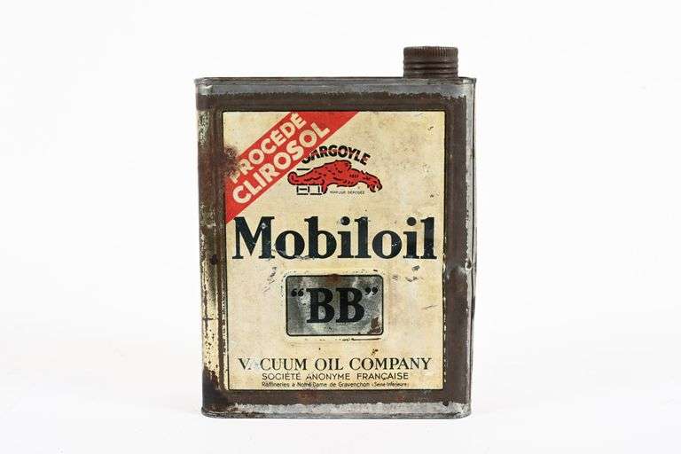 EARLY MOBILOIL GARGOYLE BB OIL 1/2 GALLON CAN - Shackelton Auctions Inc.