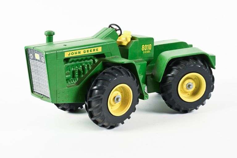 JOHN DEERE 8010 DIESEL TRACTOR - Shackelton Auctions Inc.