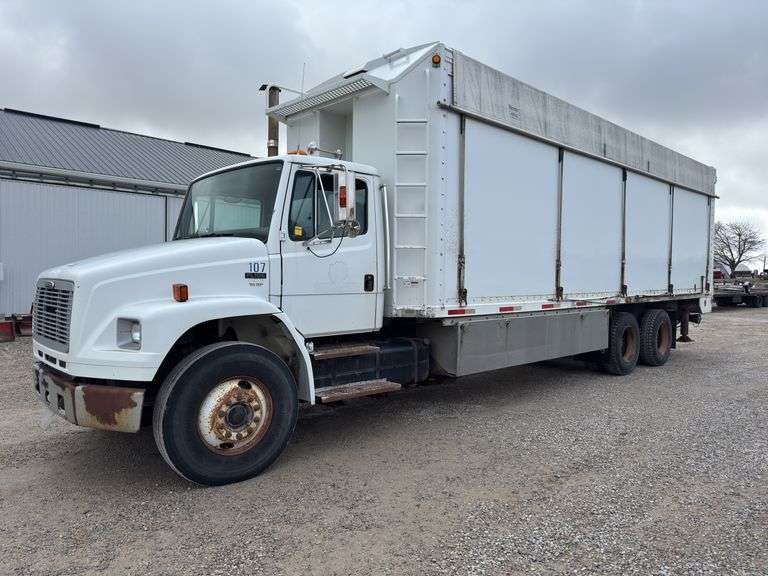 2003 FREIGHTLINER FL106 TANDEM AXLE TRUCK WITH BLOWER BOX - Shackelton ...