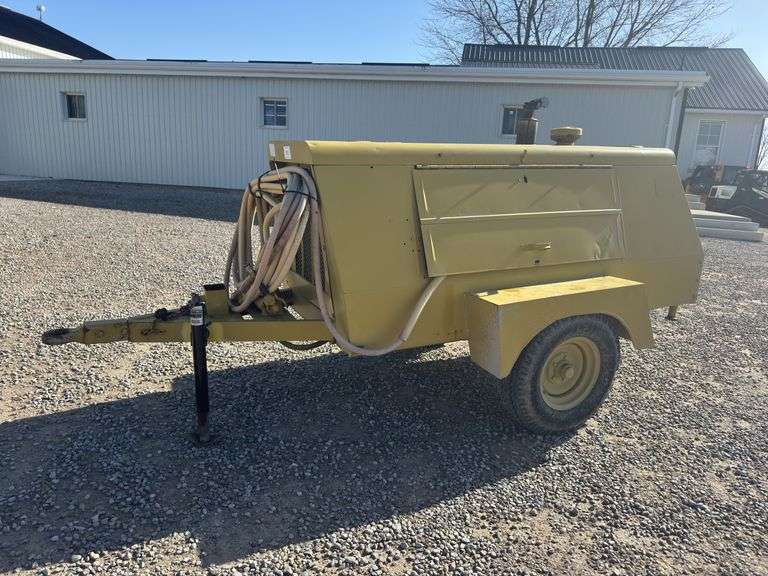 FORD DIESEL AIR COMPRESSOR - 175 CFM - Shackelton Auctions Inc.