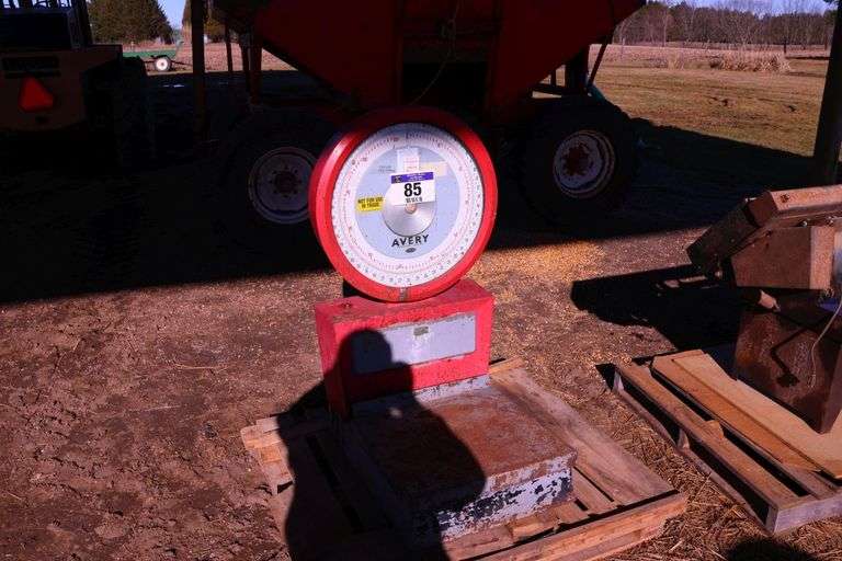 AVERY PLATFORM SCALE - Shackelton Auctions Inc.