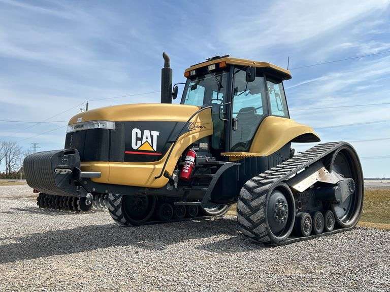 1999 CATERPILLAR CH55 TRACTOR - Shackelton Auctions Inc.