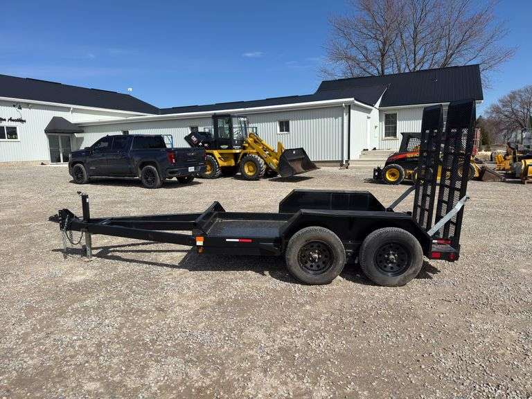 TANDEM AXLE LIGHT DUTY EQUIPMENT HAULER TRAILER - Shackelton Auctions Inc.