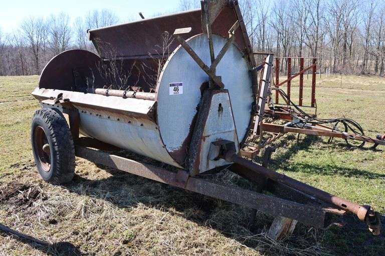 STARLINE SIDE DISCHARGE MANURE SPREADER - Shackelton Auctions Inc.