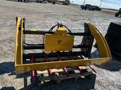 UNUSED TANCO 173 LOADER MOUNT BALE SLICER - Shackelton Auctions Inc.