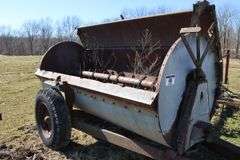 STARLINE SIDE DISCHARGE MANURE SPREADER - Shackelton Auctions Inc.