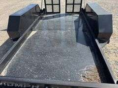 TANDEM AXLE LIGHT DUTY EQUIPMENT HAULER TRAILER - Shackelton Auctions Inc.