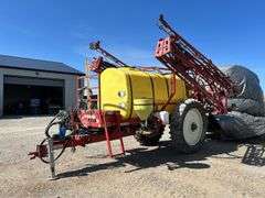 GREGSON PULL TYPE 1000 GAL SPRAYER - Shackelton Auctions Inc.