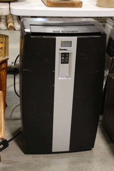 DANBY AIR CONDITIONER - Shackelton Auctions Inc.