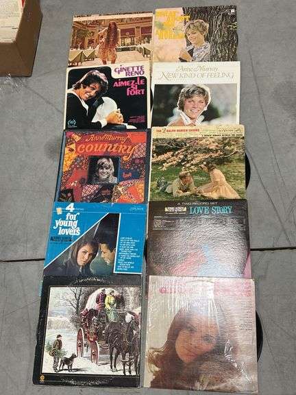 LOT OF ASSORTED 33 RPM RECORDS - Shackelton Auctions Inc.