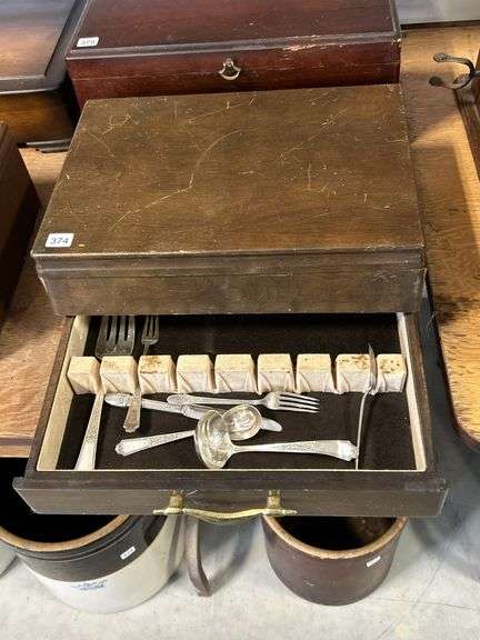 ROGERS BROS. SILVERPLATE FLATWARE WITH CHEST - Shackelton Auctions Inc.