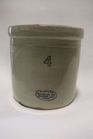 MEDALTA FOUR GALLON GLAZED STONEWARE CROCK - Shackelton Auctions Inc.